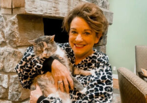 Jane Treacy QVC| Bio, Net Worth, Husband, & Daughters - Simply Who